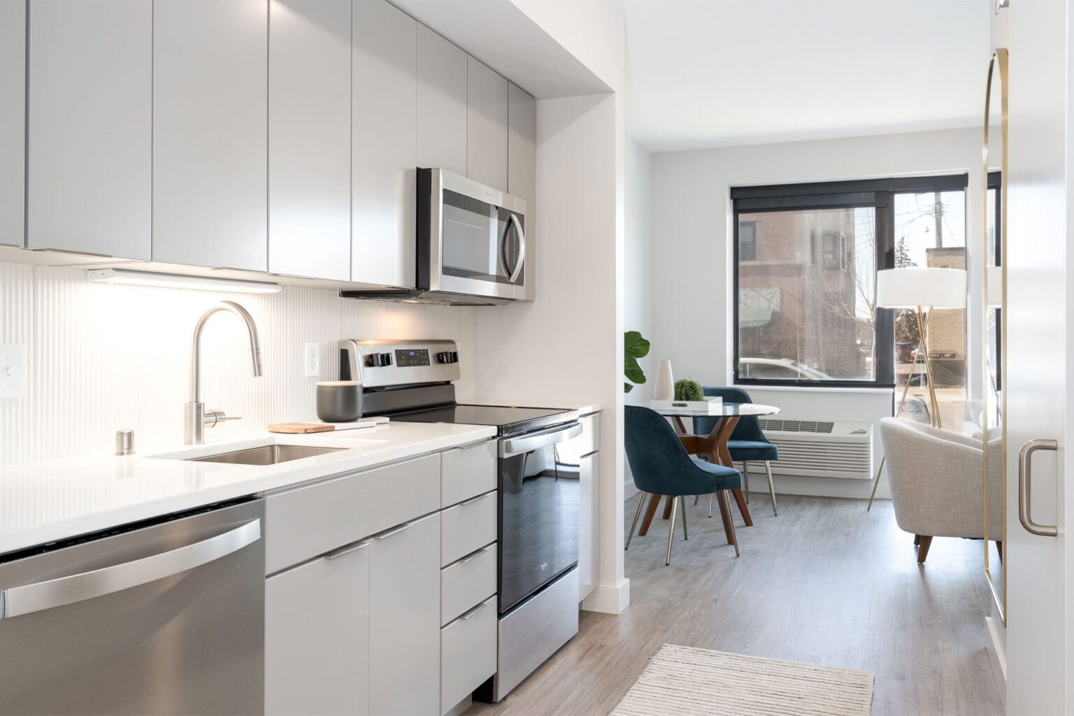 Luxury Apartments for Rent in St Paul MN | MODA on Raymond