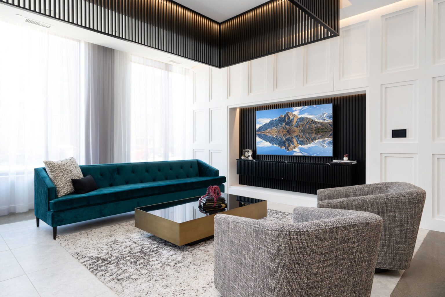 Luxury Apartments for Rent in St Paul MN | MODA on Raymond